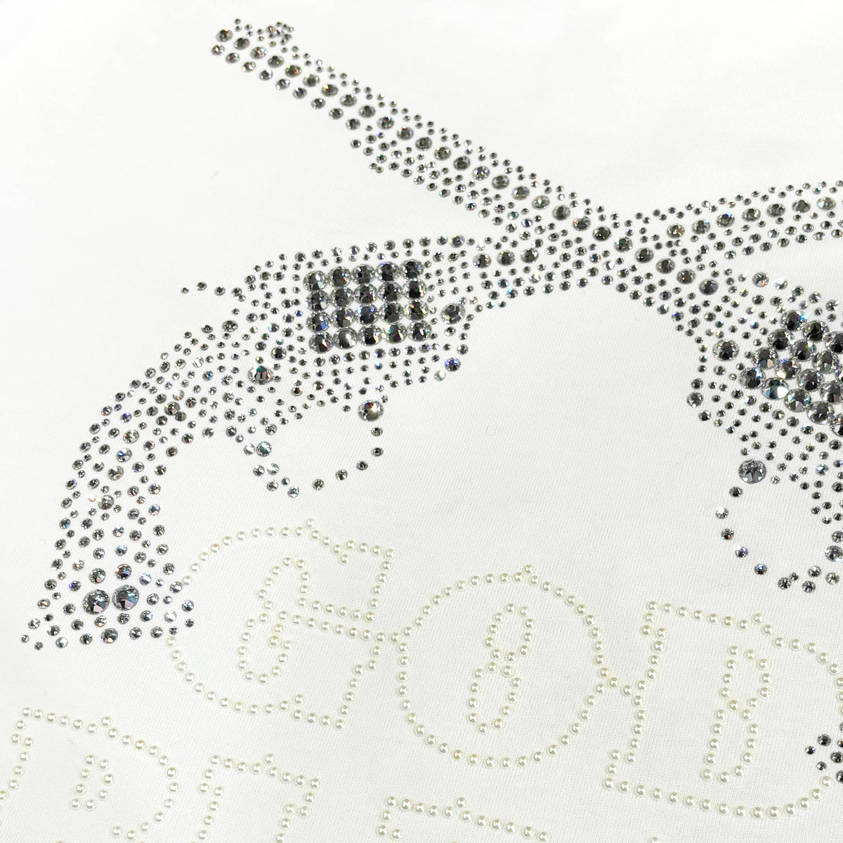 CRYSTAL CROSSGUN GOD BLESS T / WHITE – roarguns ONLINE STORE